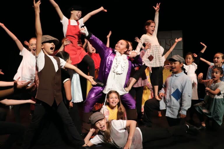 Lights Up Musical Theatre Schools - BC Parent Newsmagazine